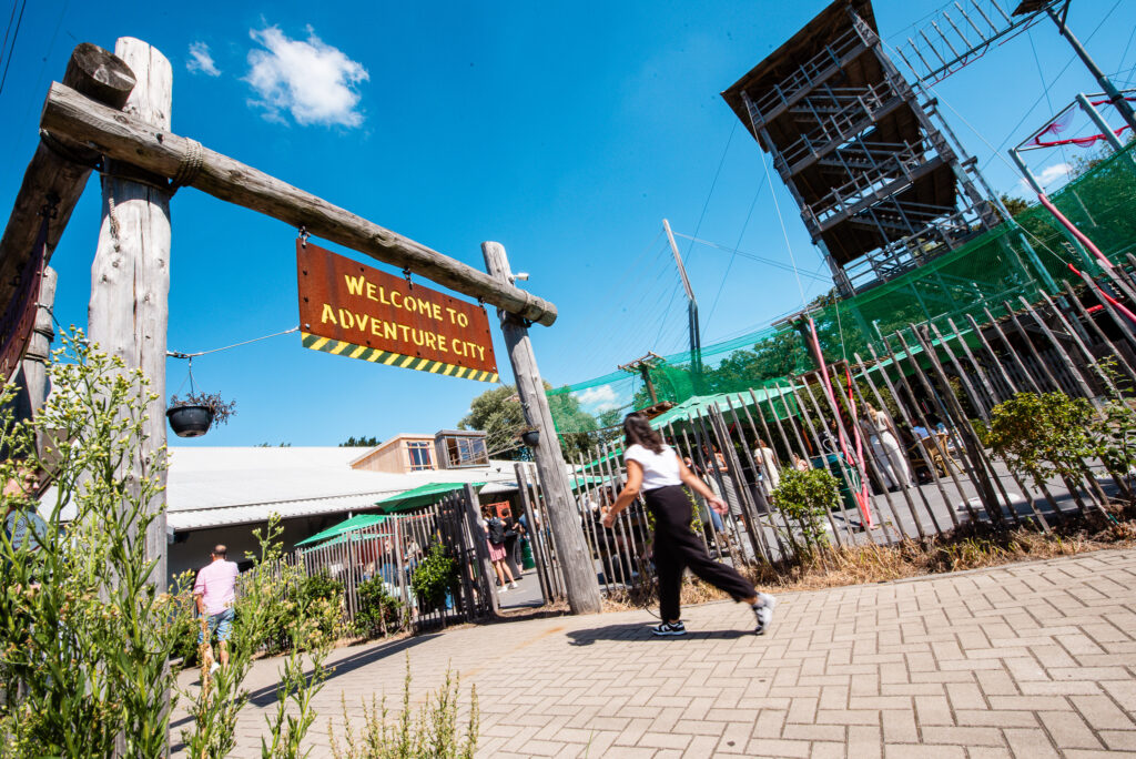 Avontuurlijk dagje uit in Rotterdam bij klimpark Adventure City ⋆ ...